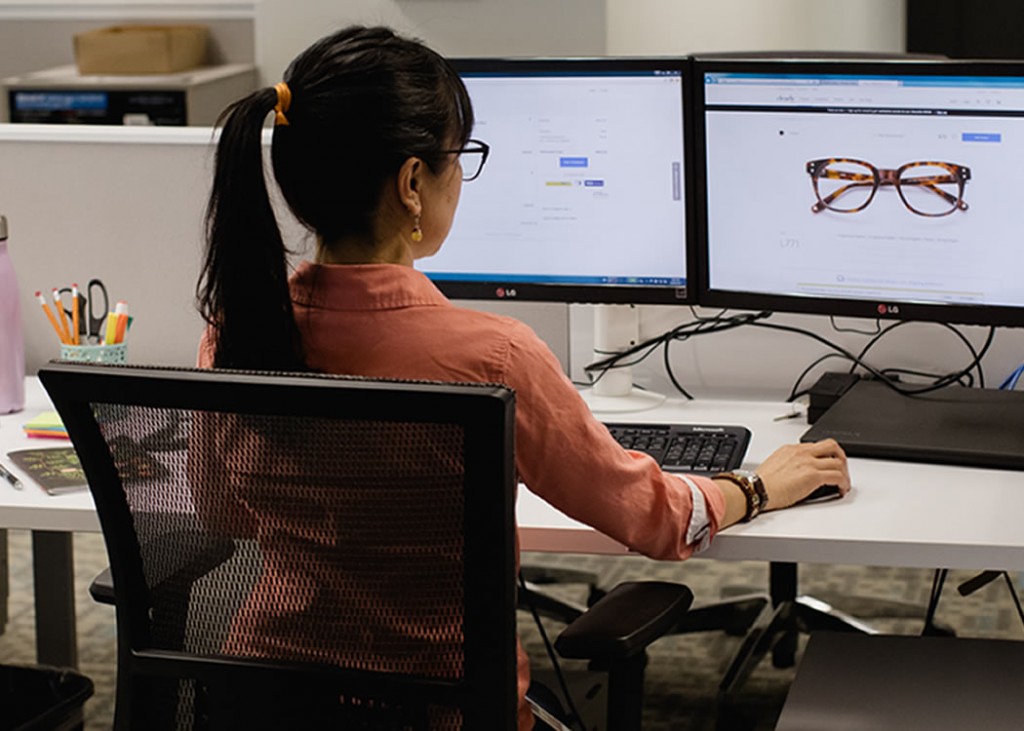 5 Reasons Why You Need Office Progressive Glasses | Clearly