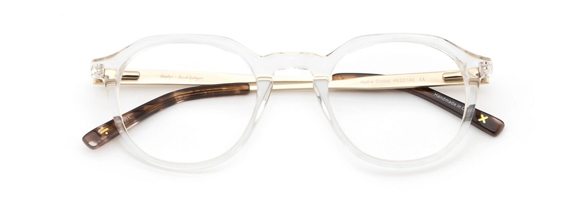 How to style clear frame glasses | Clearly Blog - Eye Care & Eyewear Trends